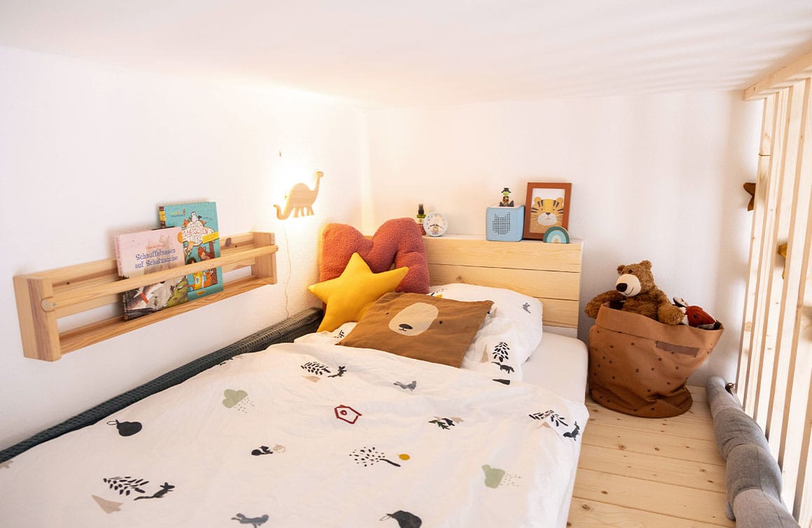 Hochbett selber bauen: Anleitung fürs Kinderzimmer (DIY)